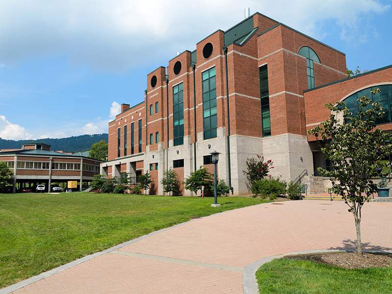 Buildings-campus-modern.jpg - Hanover Research