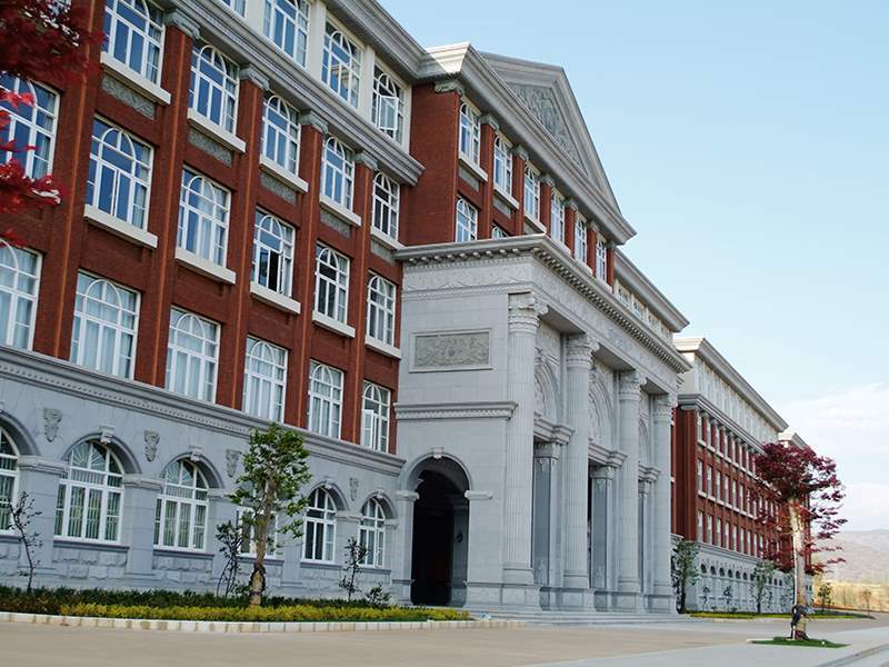 Buildings-campus-redbrick.jpg - Hanover Research